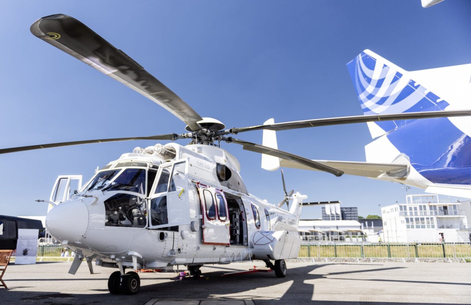 Bundespolizei beschafft H225 Super Puma Hubschrauber von Airbus Helicopters