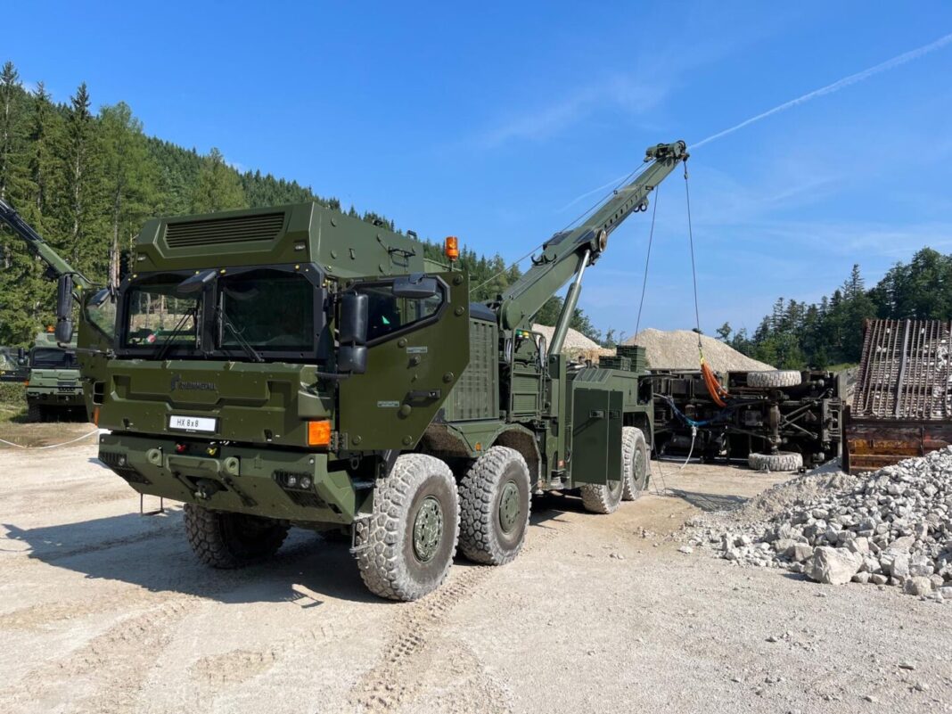 HX8x8 Heavy Recovery Vehicle – Rheinmetall zeigt Bergefahrzeug für ...