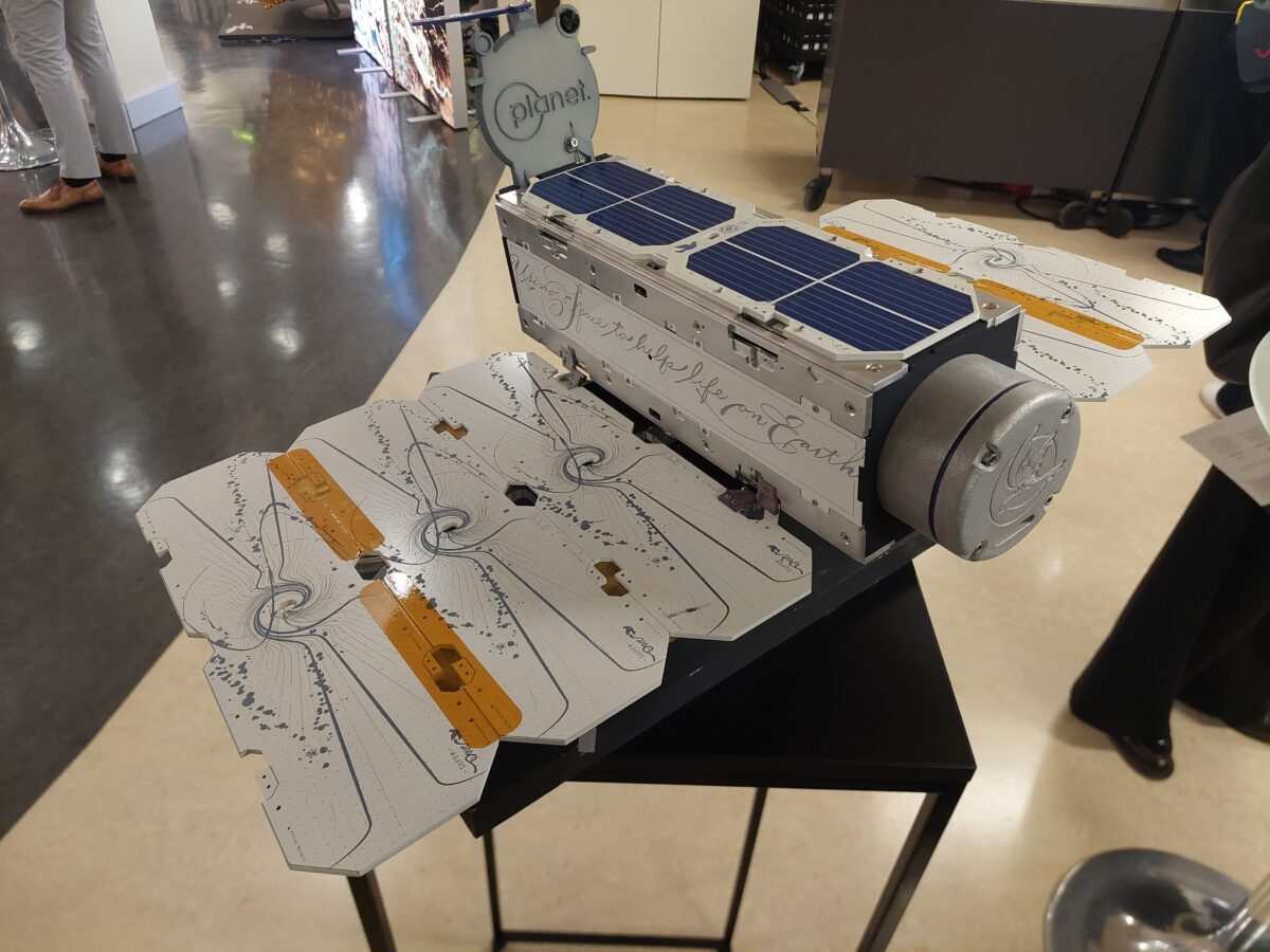 Planet Labs will Satellitenfertigung in Berlin starten